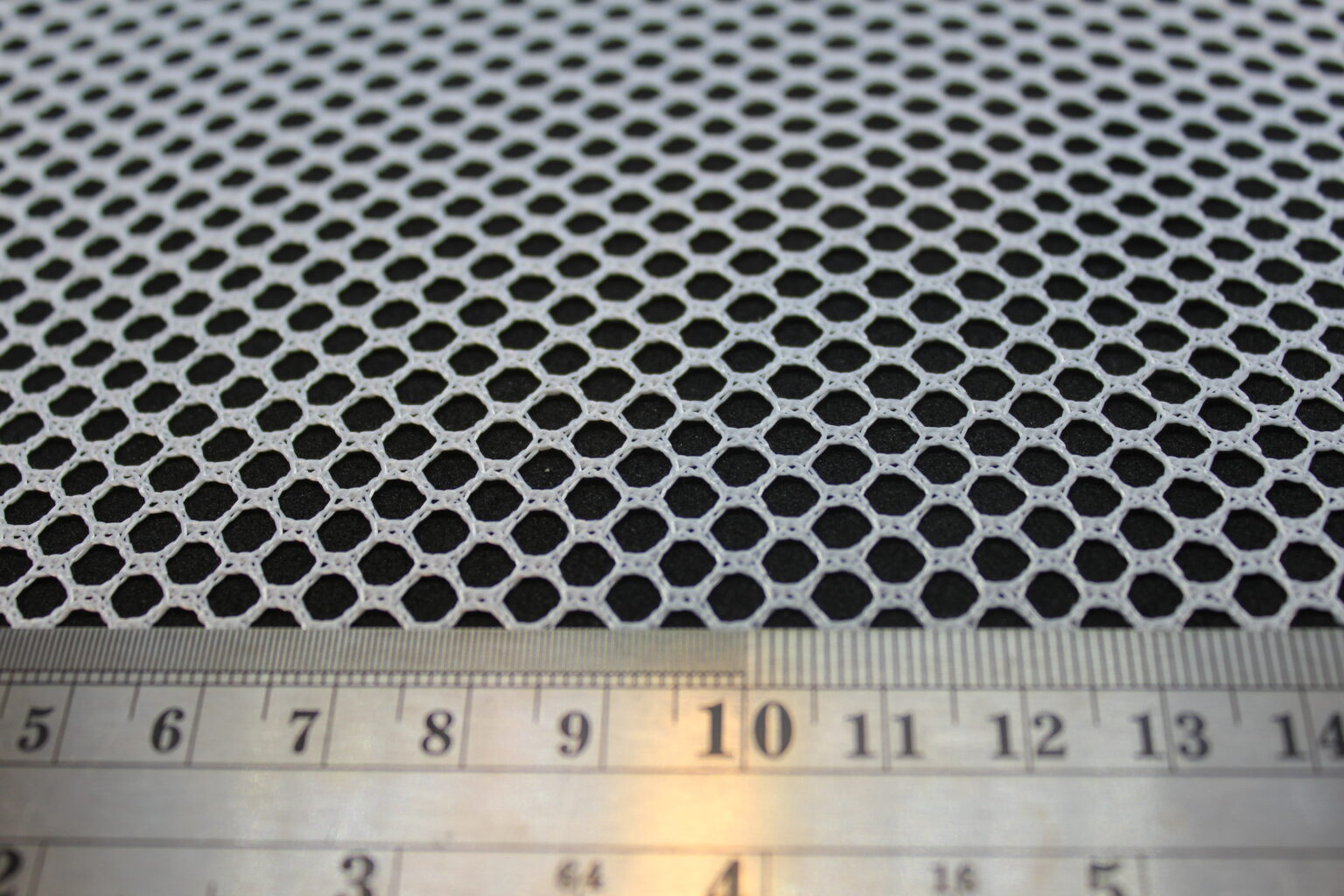 Large Mesh Fishing Lure Airbrush Netting - Whitmore Farm